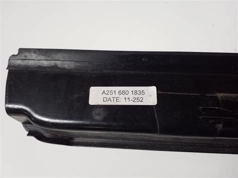Naudotas Mercedes Benz R Class Vidinė Slenksčio Apdaila A2516801835
