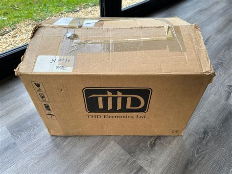 Withdrawn Thd Univalve And Matching 2x12 In Limited Edition Paisley Finish £875 Amps