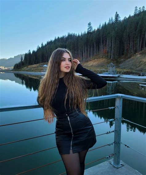 Лучшее в наушники 2025 beautiful and sexy ВКонтакте