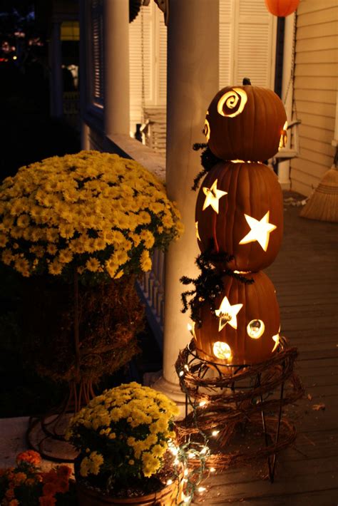 Whimsical Halloween Decorations Spooky And Sparkling Ideas For Any Home