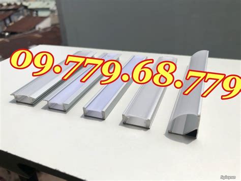 Thanh nhôm định hình led dây Thanh nhôm chạy led giay