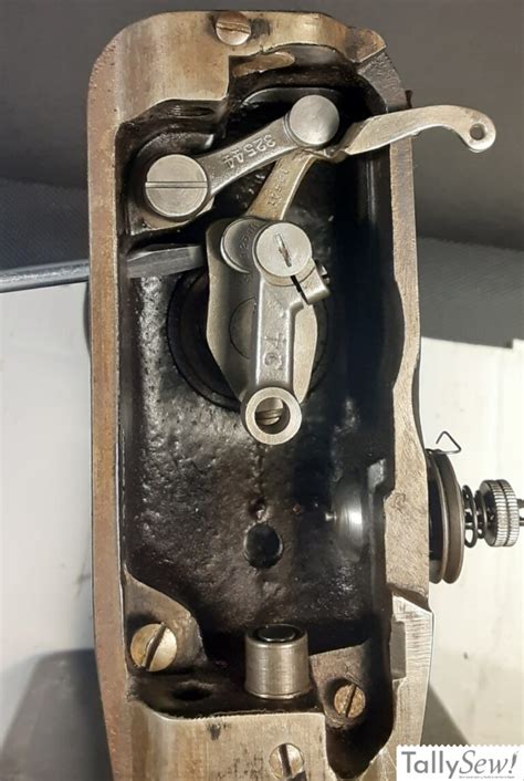 Singer Model 66 Needle And Presser Bar Area Sewing Machine Repair