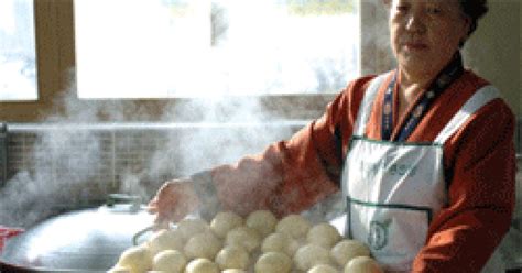 따끈따끈한 원조 심순녀 안흥찐빵 추위도 녹인다