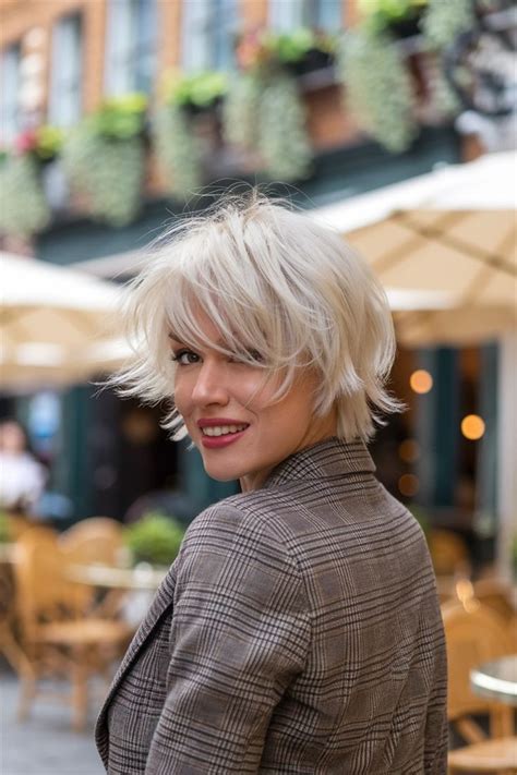 Effortlessly Chic Shag The Perfect Short Hairstyle Women Adore Short