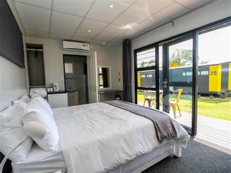 Sleepover Phabeni Gate Lekkeslaap