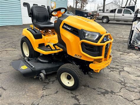 Cub Cadet XT3 GSX tractor: full specifications and information