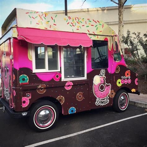 La Donut Food Truck Business In Los Angeles