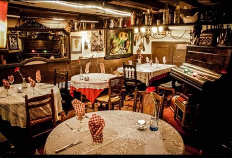 Gastronomy La Carassa In Barcelona Lets Holidays