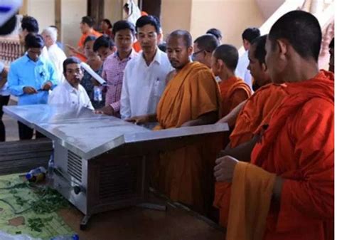 សពលោកបណ្ឌិត កែម ឡី គ្រោងនឹងហែរទៅកាន់ខេត្តតាកែវ នៅថ្ងៃអាទិត្យទី១៧ខែកក្កដា សម្លេងសហគមន៍ខ្មែរ