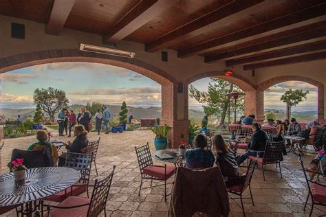 Daou Pours Opulent Rich Wines With Great Views