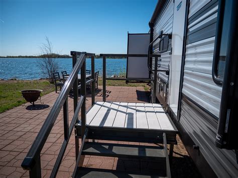 A Lakeside Guide To Choosing The Perfect Portable Rv Deck