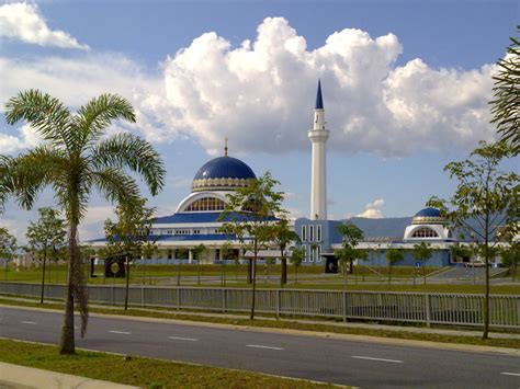 Ding Dang Upsi Kampus Baru