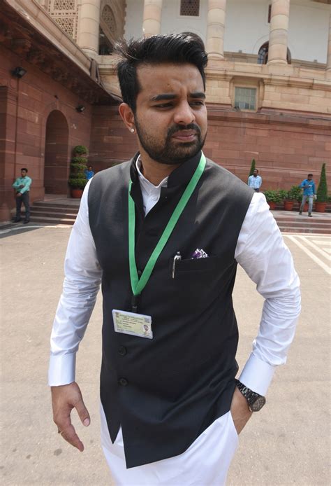 Bbc Burmese ဧပြီလ ၃၀ ရက် အင်္ဂါ ညချမ်း Facebook