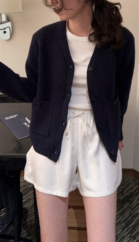 미멀 드온도 포멀 캐시 가디건 3col 브이넥 루즈핏 울 니트