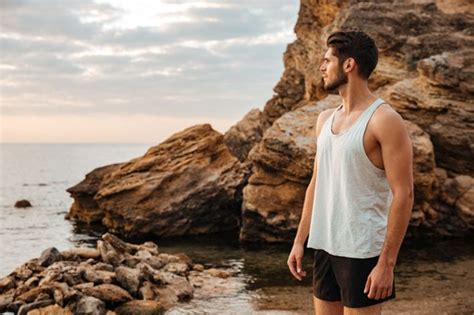 7 Steps To Find And Dm Cute Guys On Instagram