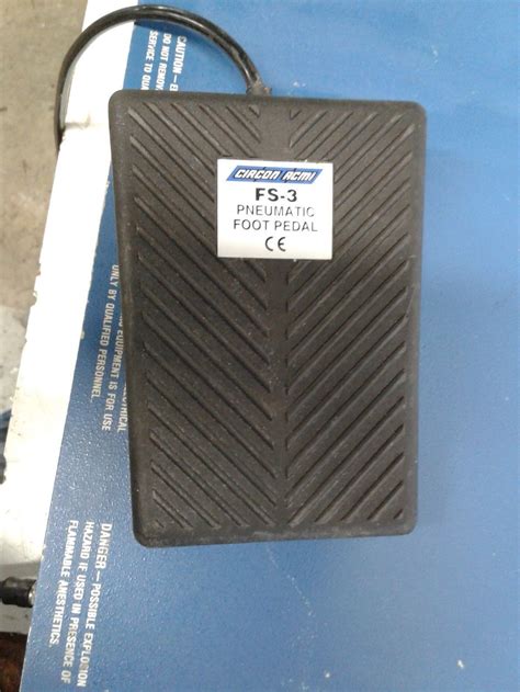 Gyrus Circon Acmi Aeh 3 Electrohydraulic Lithotripter With Footswitch