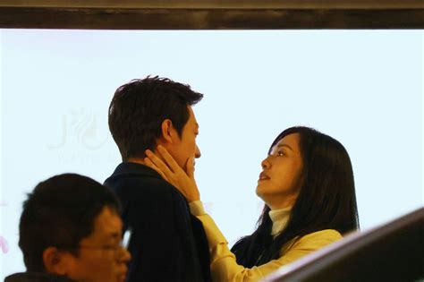 姚晨侯雯元新剧曝吻戏路透 两人甜蜜拥吻氛围暧昧 搜狐大视野 搜狐新闻