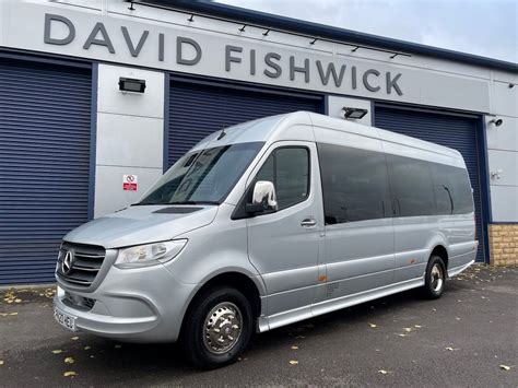 Mercedes Sprinter Bus