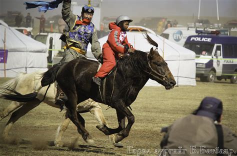 Өмнөговь аймгийн Ханхонгор сумын уяач Н Энхболдын хүрэн Flickr