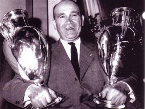 La Maldición De Bela Guttmann Castiga Al Benfica Ocho Finales En