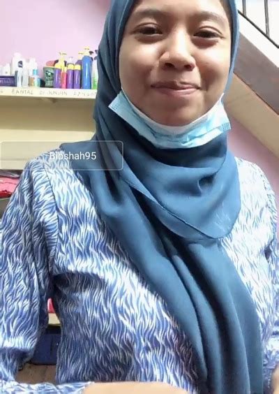 Cikgu Tadika Tayang Buah 😮 Tetek Bontot Share Tumbex