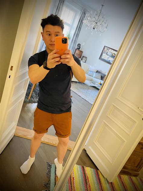 Morning 👋 R Asianguyssfw