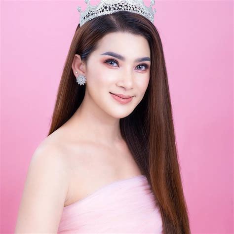 គឹម លីហ្សា និង ចន ច័ន្ទលក្ខិណា ប្រតិកម្មនឹងអត្តចរិកកូនស្រីហ្សូណូដែលចេញវីដេអូមុននេះ សារព័ត៌មាន