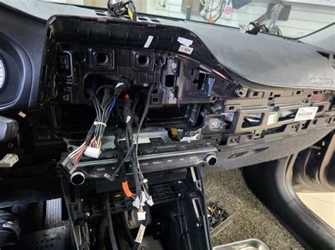 대전충청 경기도일산에서방문하신 그랜져ig 순정기능전부살려서안드로이드올인원시공4세대안드로이드 7870 슬림해진베젤덕분에 일체감이좋네요~그랜져안드로이드모니터교체 청주