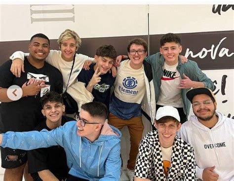 Creative Squad 2 Sem O Bern Imagens De Fotos Desenhos De Youtubers