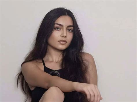 Internet Sensation Zara Dar Is Now A Math And Science Teacher On Adult