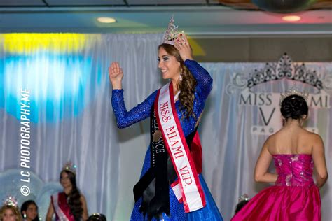 Pictures Of Yessenia Cossio