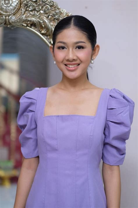 ឃើញសុភាពៗដល់ពេល សេង រដ្ឋា ក្នុងឈុតខ្មៅខ្លីរលោងស៊ិចស៊ី មើលទៅញាក់សាច់