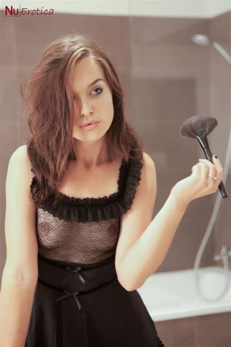 Erotic Girl Solo PornPicturesHQ Com Erotic Girl Solo PornPicturesHQ Com