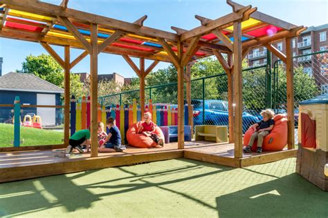 Cpe La Maison Des Amis Int Design