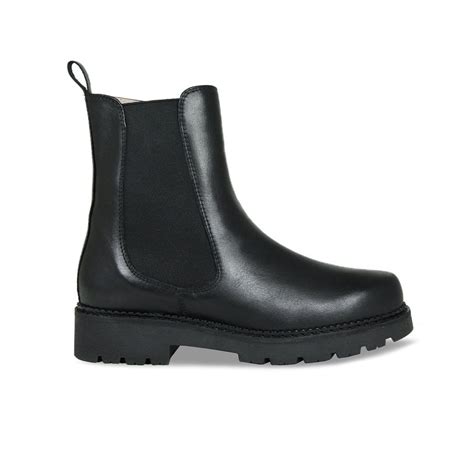 Sole Bliss Roxy Boot In Black Leather