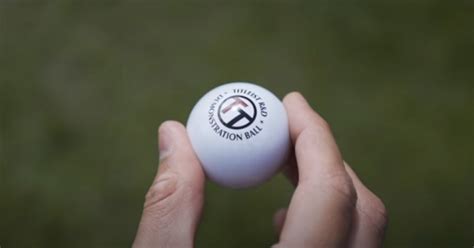 딤플 없는 골프공을 치면 어떤 현상이 일어날까