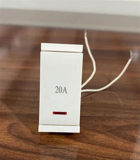 Switch Classic With Indicator 1 Way 20a 1m Se 118 At ₹ 35 6 Piece Someshwar Colony Nashik