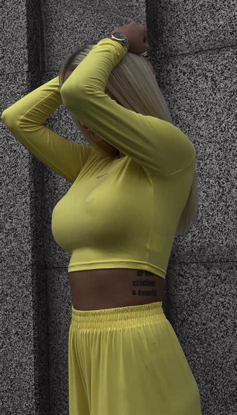Пин от пользователя Stephanie D на доске aesthetic | Бутики женской ...