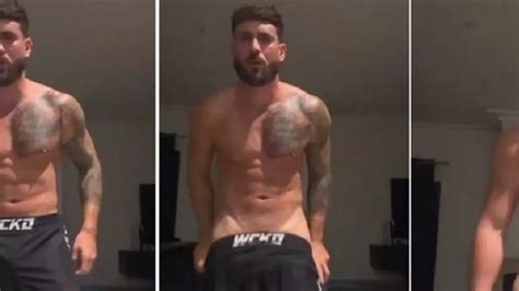 Après Des Railleries Sur La Taille De Son Sexe La Star Lyonnaise De