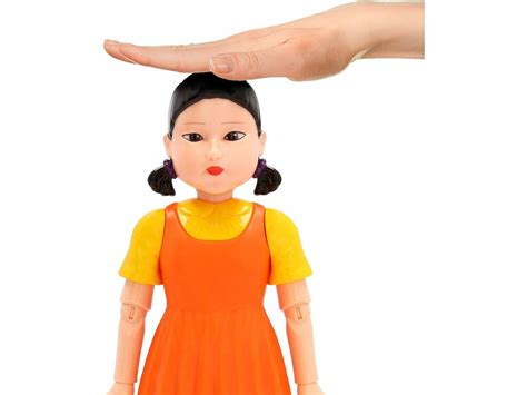 Squid Game Elektronische Puppe Young Hee Juguetilandia