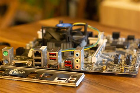 SATILIK intel i5 7600 + MSI H270M Bazooka 1900 TL | DonanımHaber Forum
