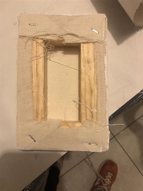 Help Wrong Canvas Size I Bought Some Homemade Canvas But They Are 2 Cm To Big 1 Cm From The