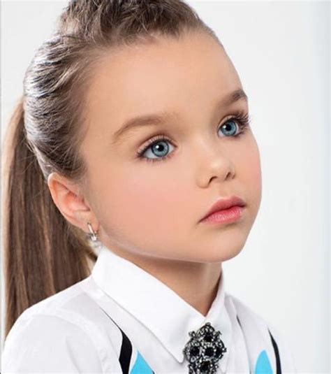 Voici La Nouvelle Plus Belle Petite Fille Du Monde