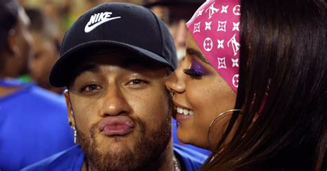 Neymar S Ex Girlfriend Left Tv Presenter Speechless With Threesome Revelation Daily Star