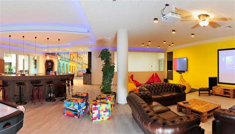 Österreichs Erste Karriereplattform Für Developer Devjobsat