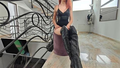 Booter Than Any Other Bella Blue Vr Porn Video