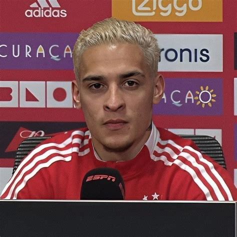 Ảnh Chế Antony Meme Hài Hước Face Ngầu Lòi Ra Sân