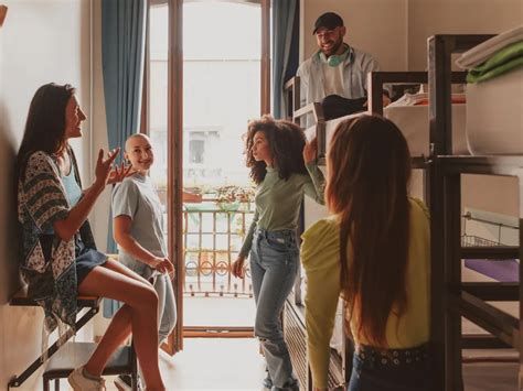 What Is A Backpackers Hostel With Pictures