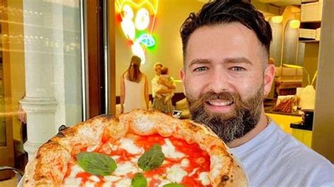 Il Pizzaiolo Vincenzo Capuano Debutta In Una Grande Città Italiana