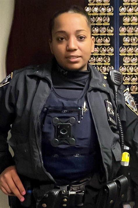 Nypd Cop Fatally Stabbed By Husband In Bronx Cops